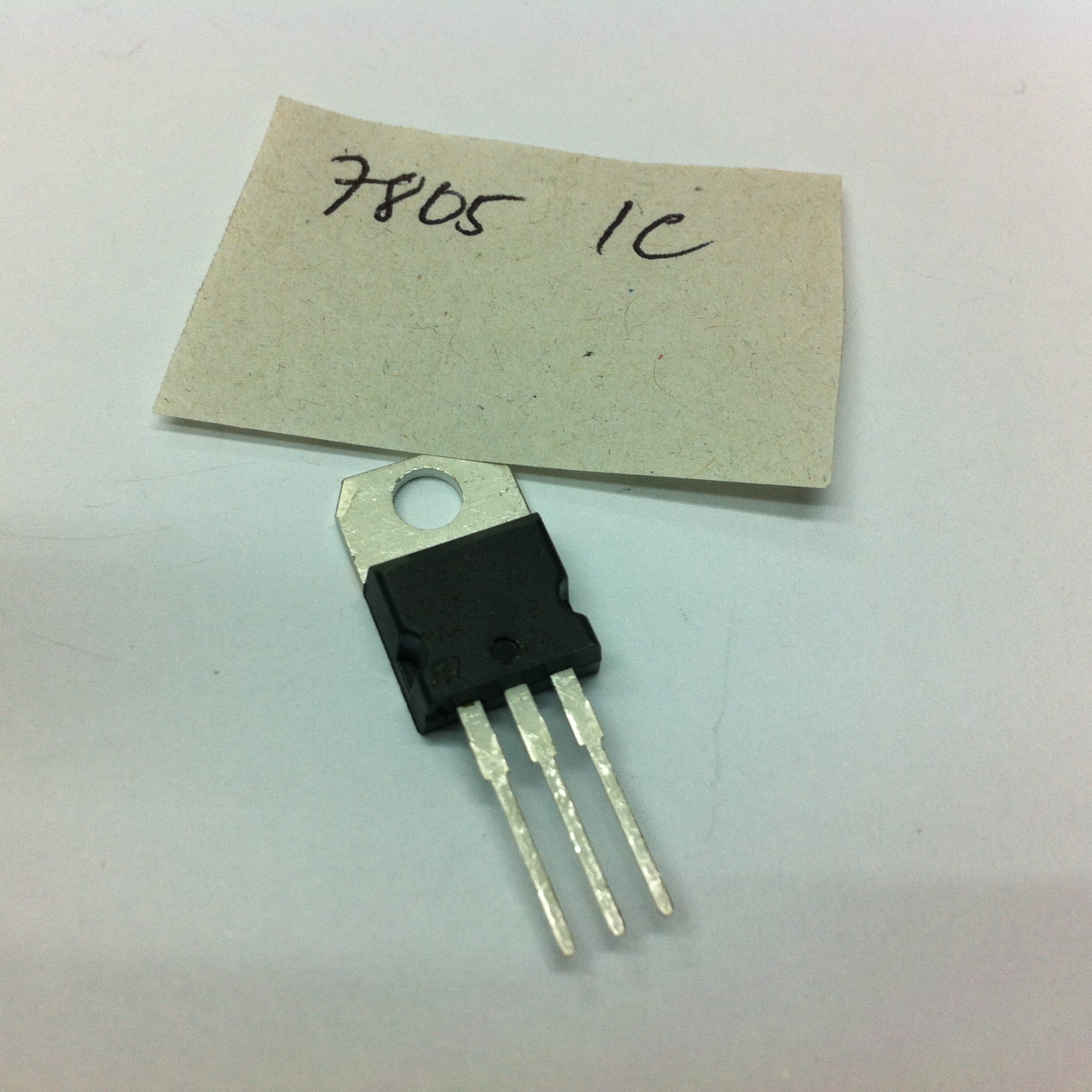 7805 Positive +5 Volts regulator – FixMaster Electronics Service Center