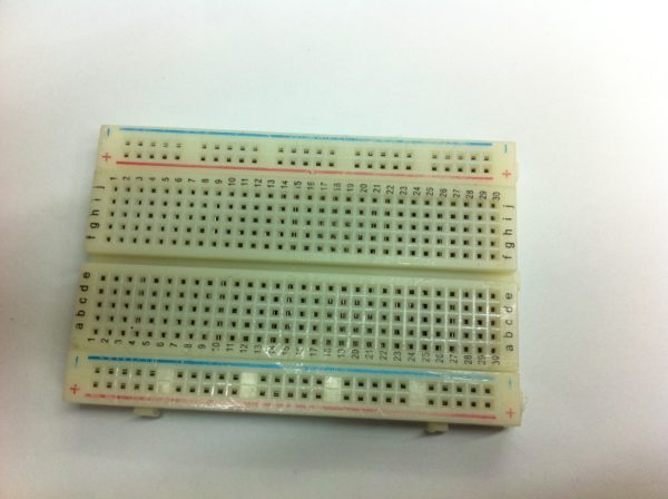 Breadboard – Half Size, 400 points – FixMaster Electronics Service Center